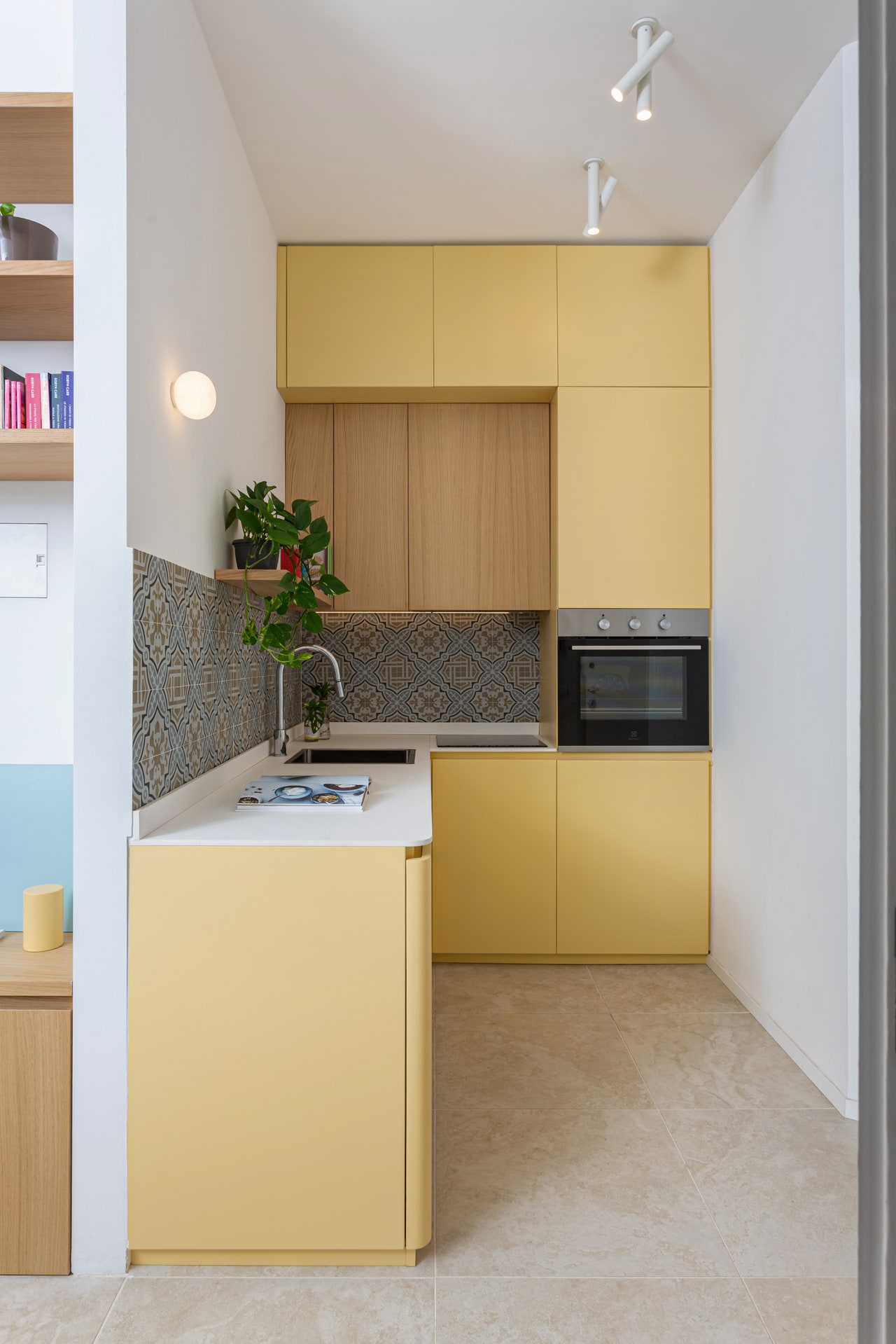 AD Small Spaces: 325-square-foot apartment in Milan - MONTÉ Flooring